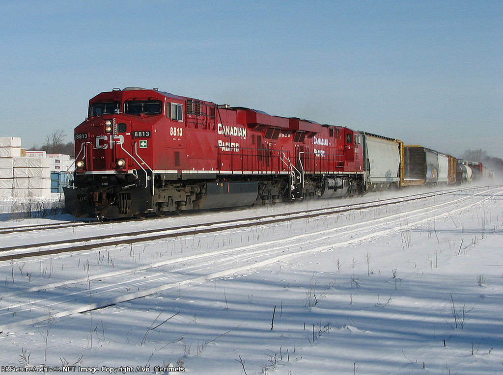 CP 8813 west at Guelph Jct.